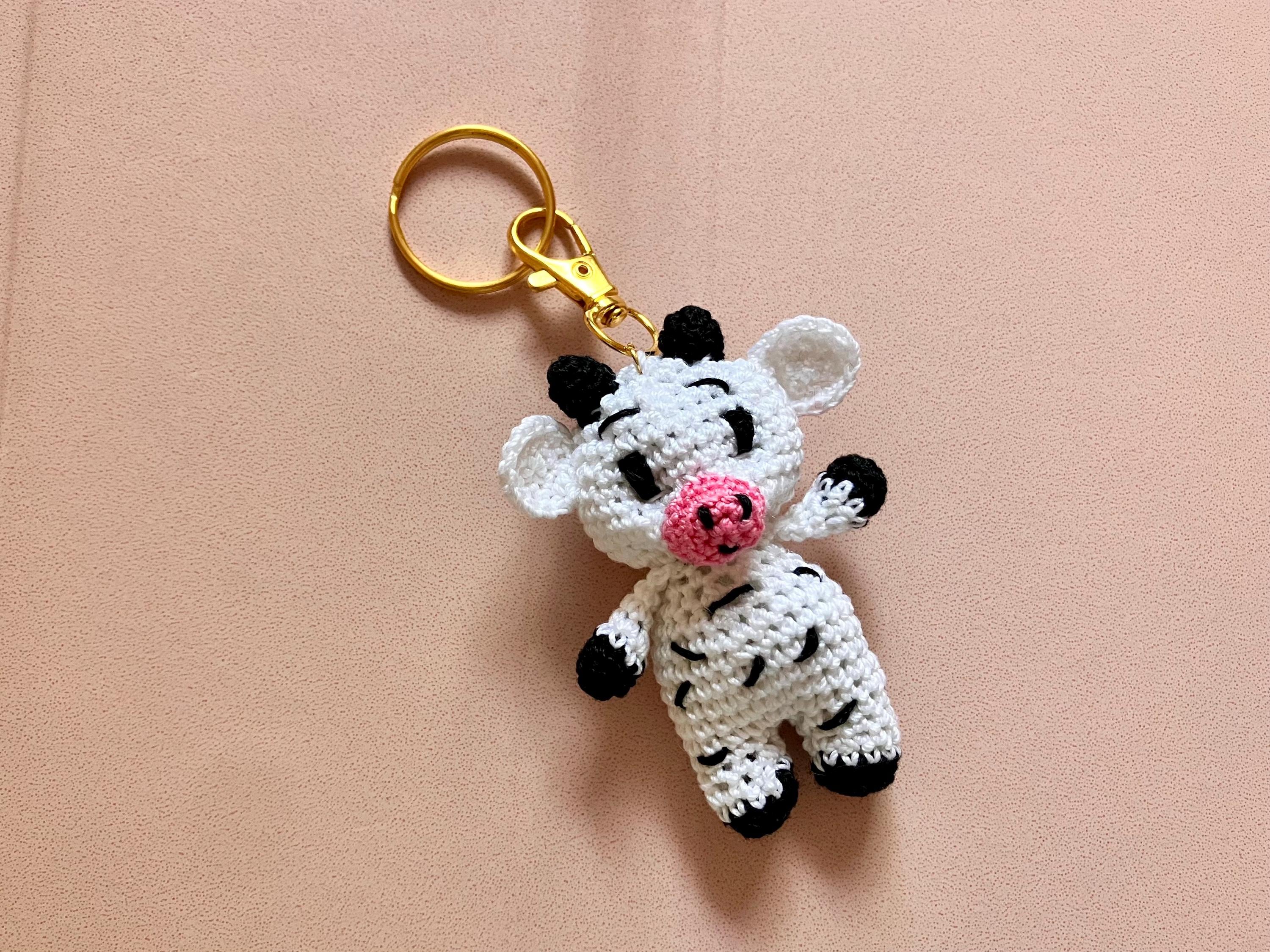 Crochet Cow Keychain – Cute Farm Animal Bag Charm – Amigurumi Cow Key ...
