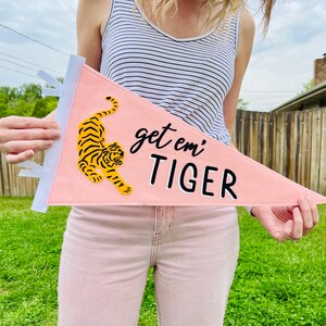 Felt Pennants Get Em Tiger Pennant Wonderfully Made Pennant Tiger Wall ...
