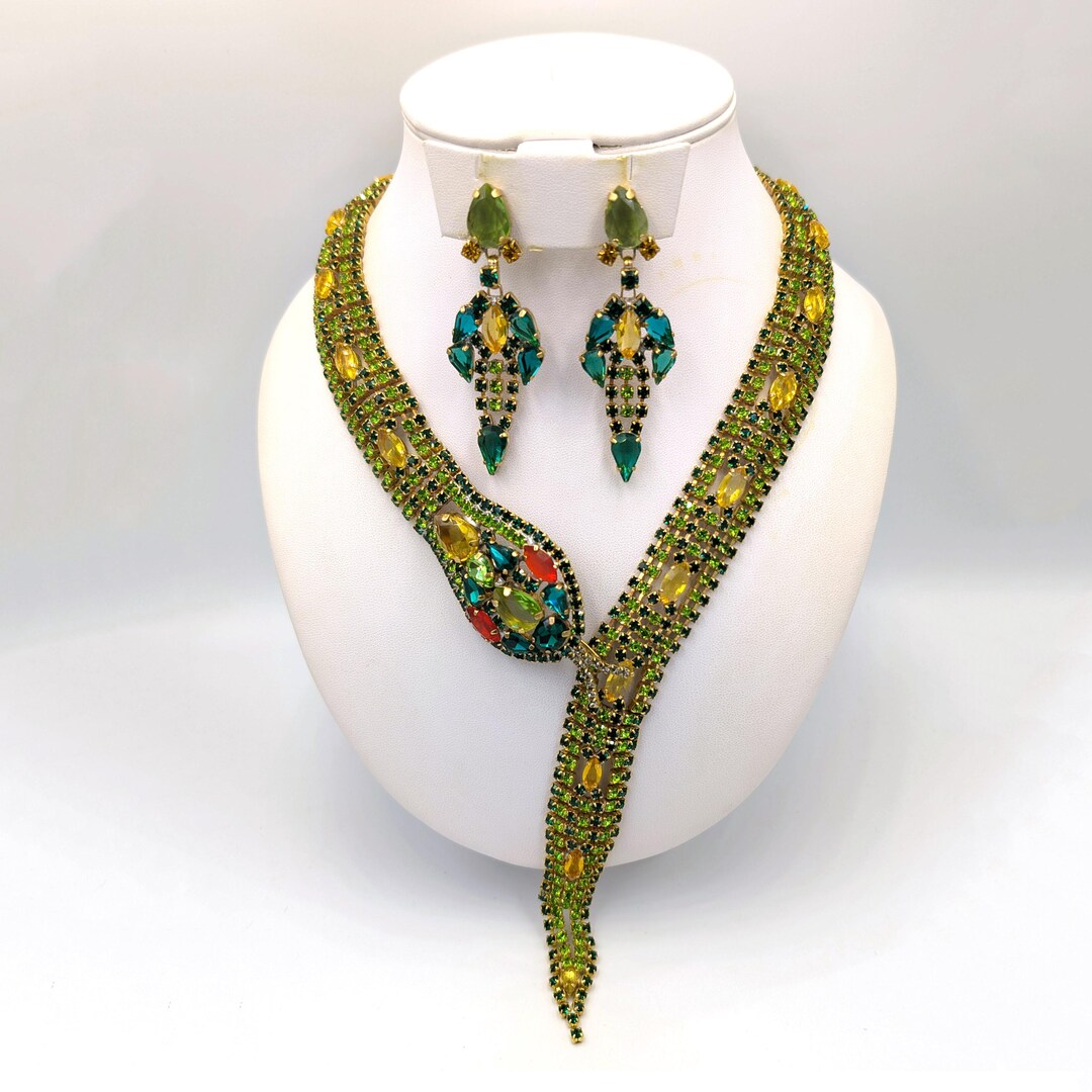 Exclusive Snake Jewelry Set – Handmade Necklace & Earrings (green) - Etsy