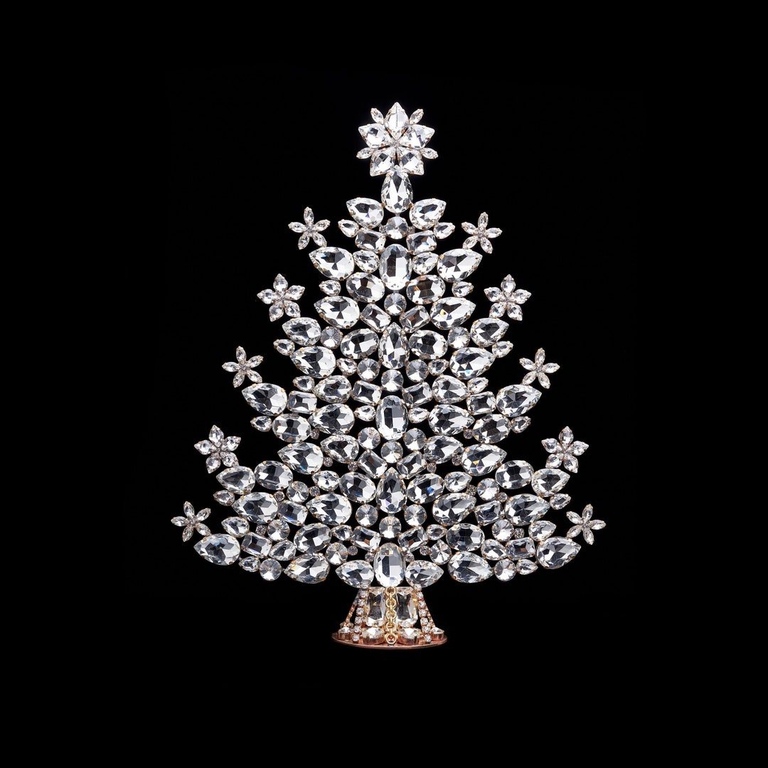 Symmetrical Christmas Tree (clear). Beautiful Crystal Christmas Tree ...