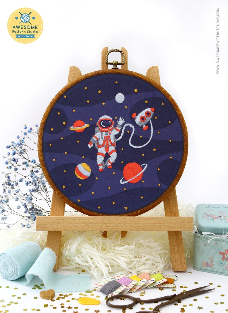 Astronaut Outer Space EM217 Embroidery Pattern KIT and PDF | Etsy