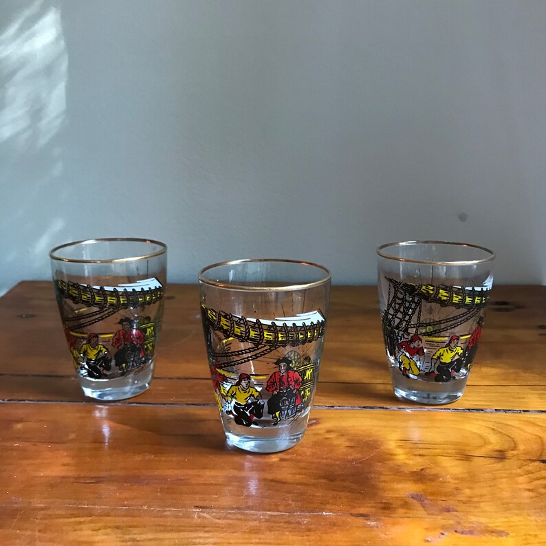 Vintage Libbey Set of 3 Pirate Ship Glasses Midcentury - Etsy