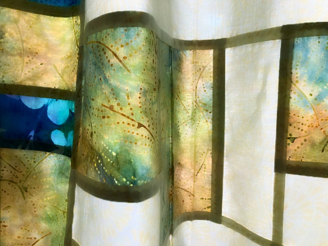 Boho Batik Privacy Screen in Earth Tones ~ Top Stitched Textured Noren ...