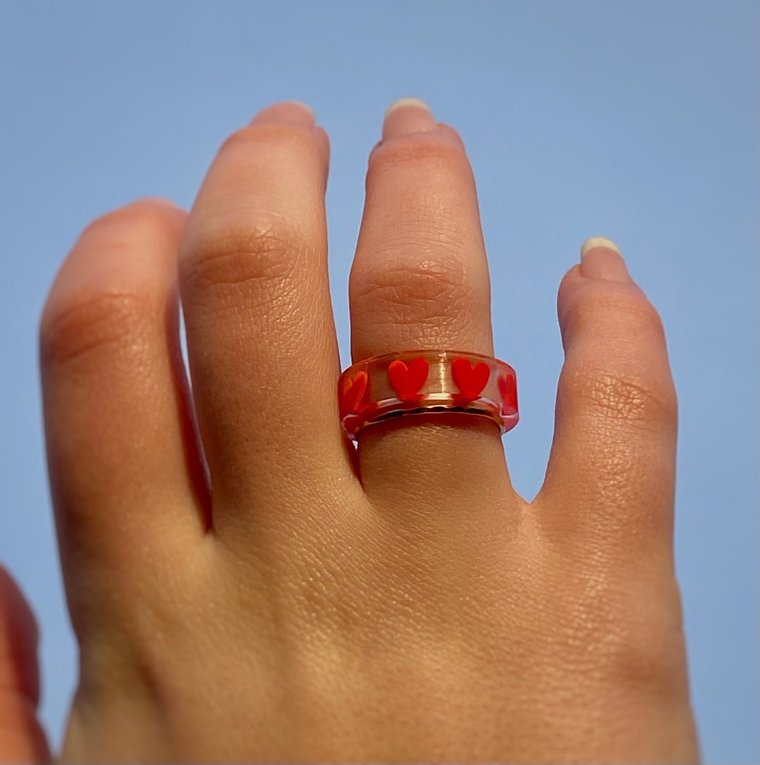 Resin heart rings cute couple/friendship rings, statement rings, quirky ...