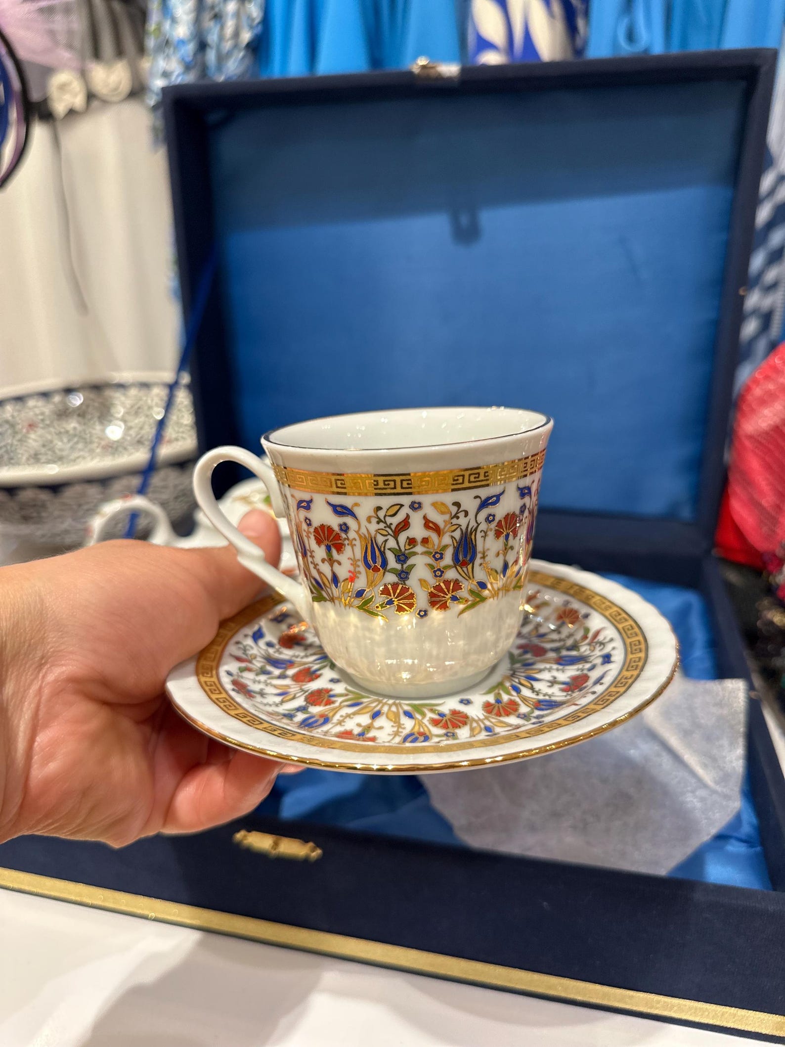 Tea Set, Special Tulip Design Tea Set, Tea Pot Included in a Special ...