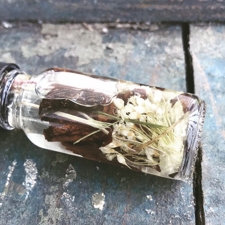 Crossroads Ritual Oil for Decisions Spirit Guidance Ritual / - Etsy