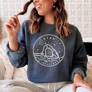 Utah Sweatshirt, State Design Adult Unisex Crewneck Utah Sweatshirt - Etsy