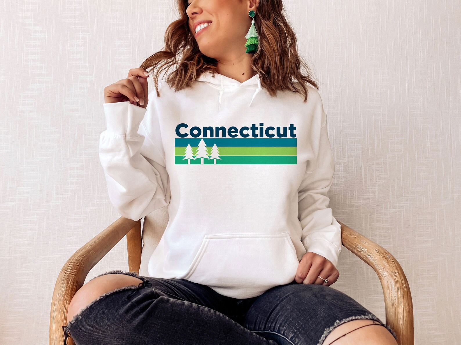 Connecticut Hoodie Retro Trees Unisex Connecticut Sweatshirt - Etsy