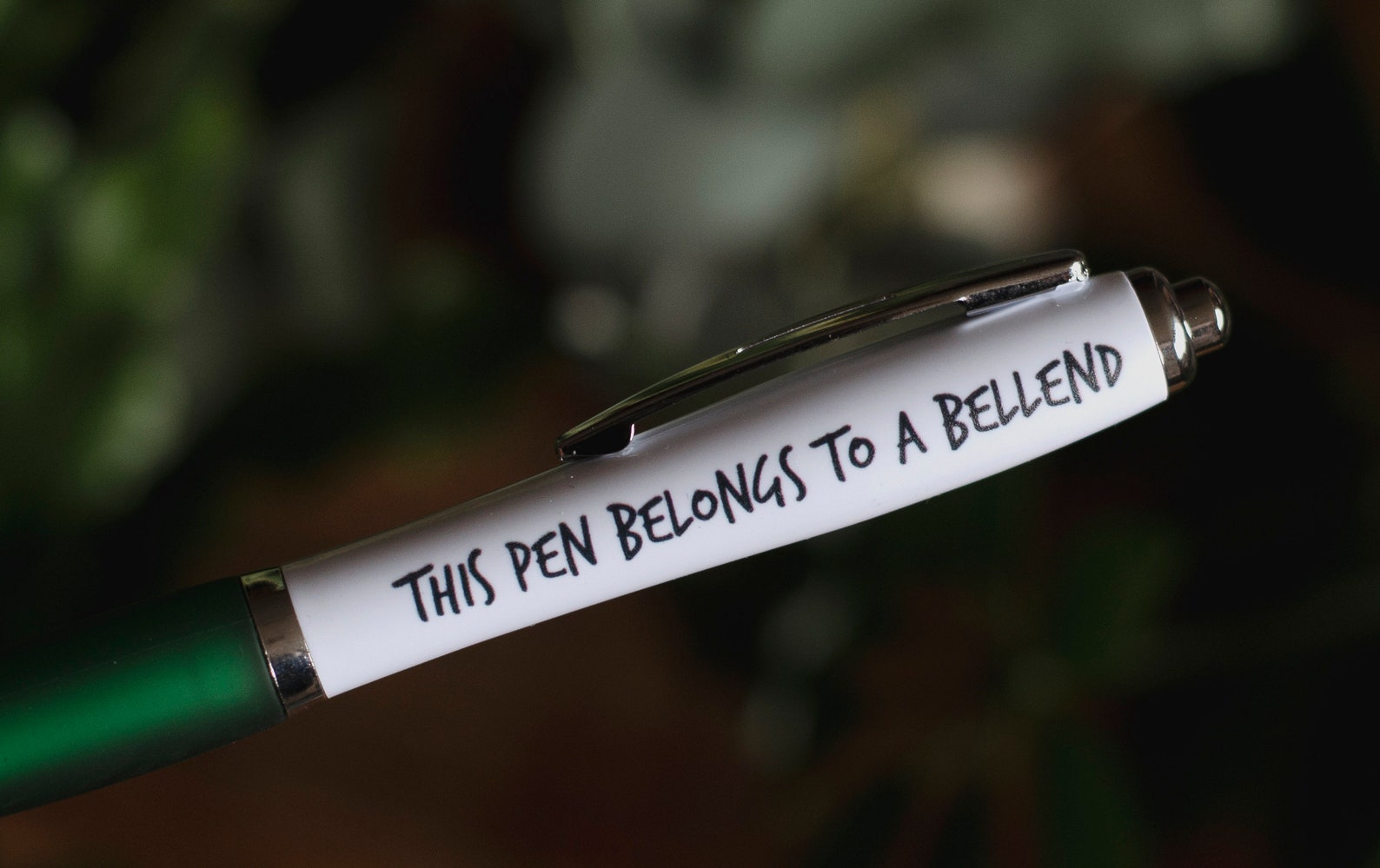 SWEARY PENS / This Pen Belongs to A Bell*nd / Funny Rude Pens / Adults ...