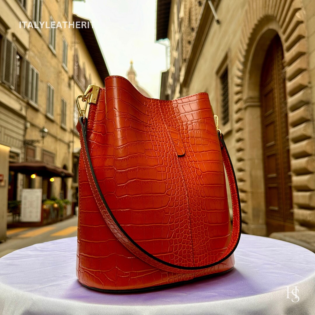 Italian Handmade Leather Bags for Woman L L Elegant Leather Tote From ...