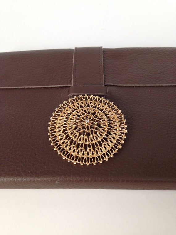 Large filigree gold tone Brooch vintage from "Sarah C… - Gem