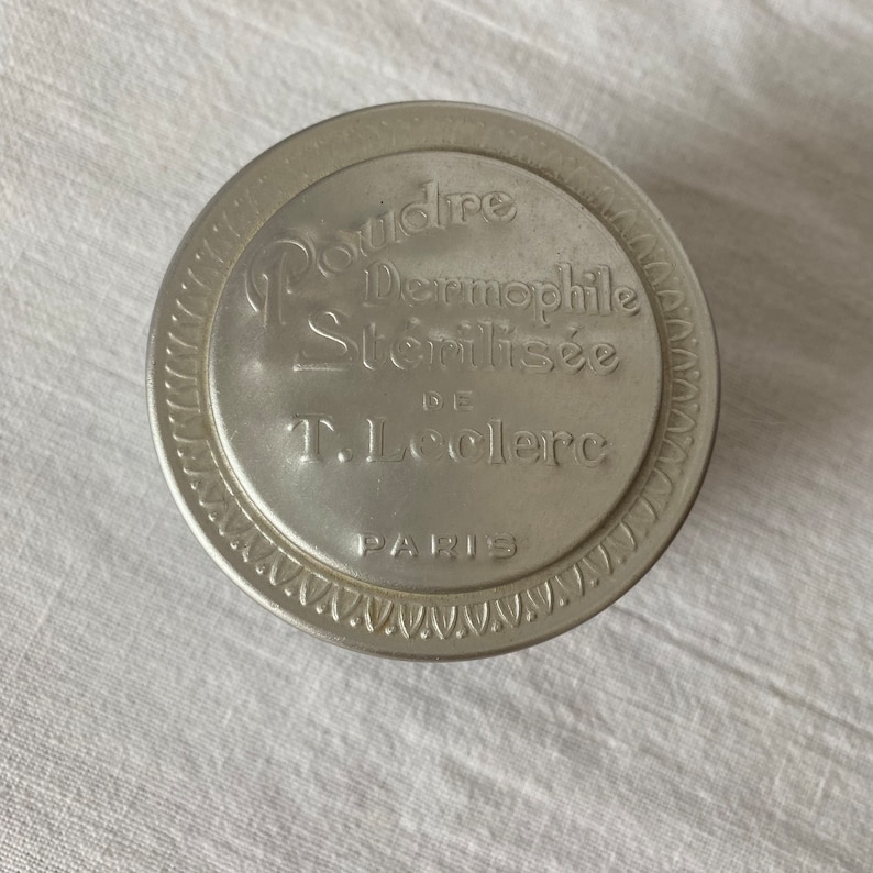 ADORABLE!! Antique Powder Box From France - Etsy