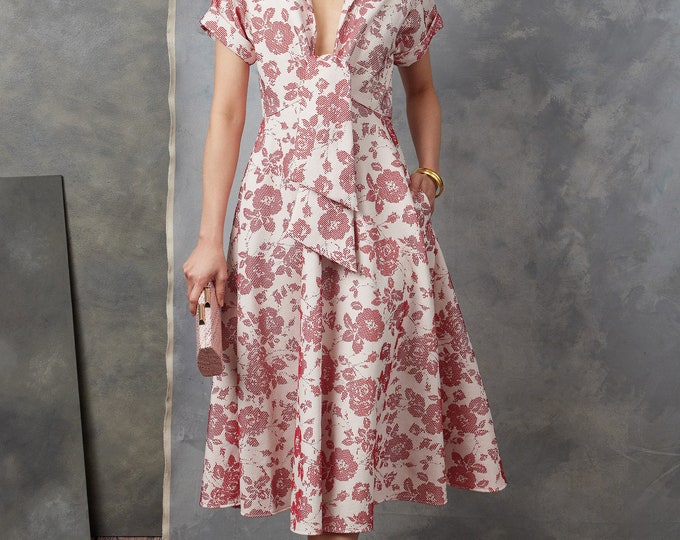 V8333 Vogue 8333 SEWING PATTERN Semi-fitted Lined Jacket Claire ...