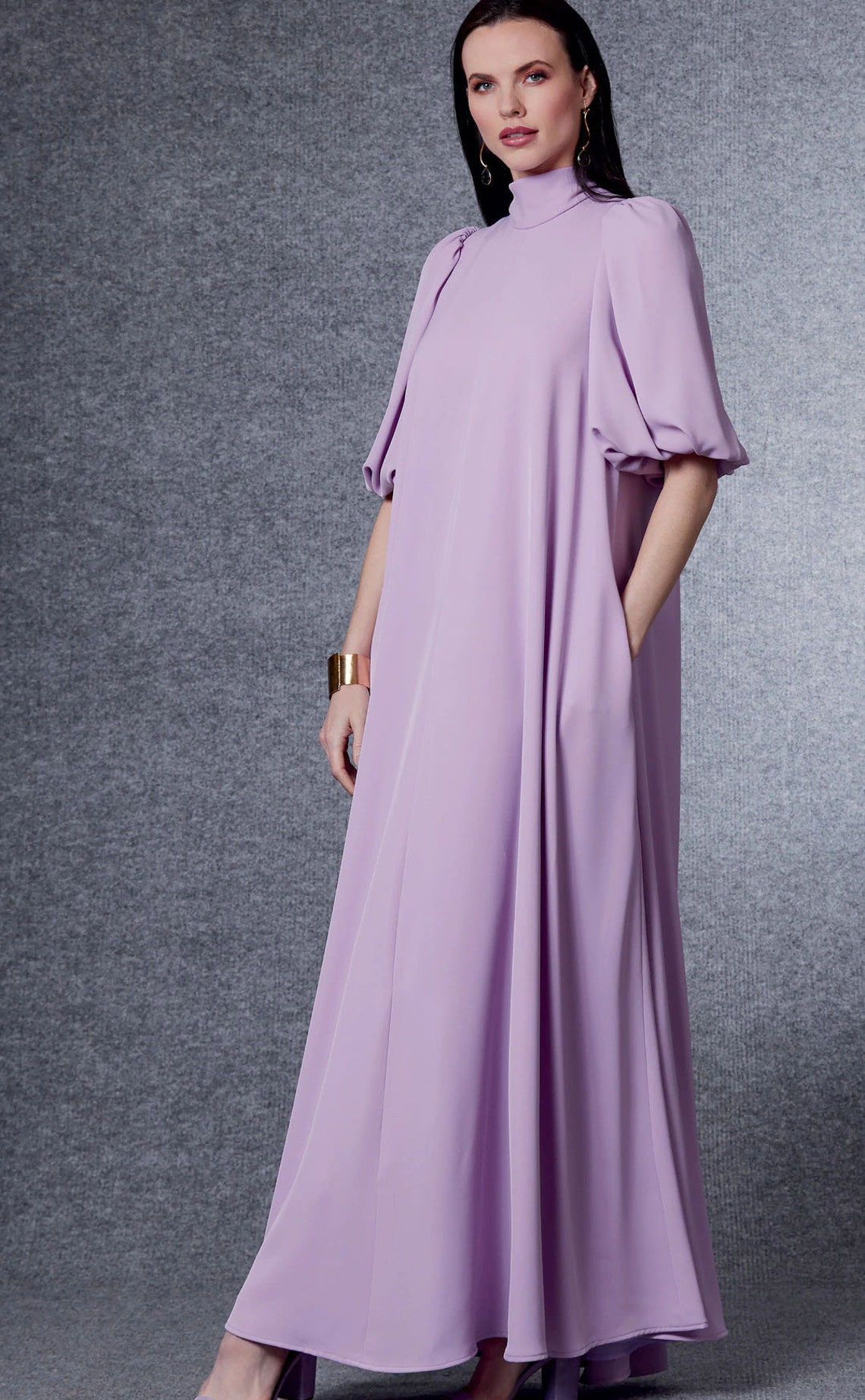 V1723 Vogue 1723 Sewing Pattern Loose-fitting Lined Pullover Dress ...