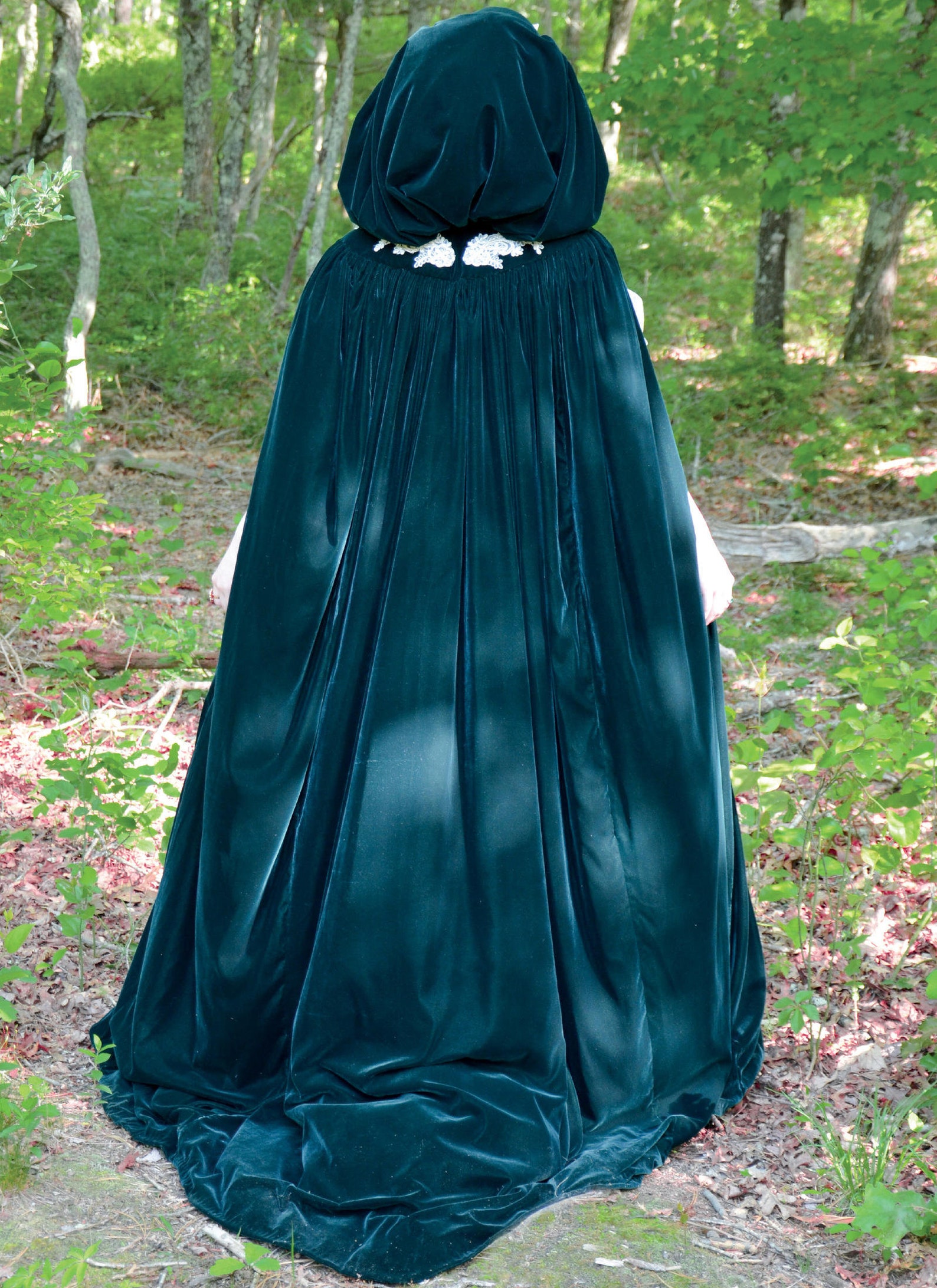 M7886 Sewing Pattern Georgian Historic Misses' Costume Cape Sizes XSM ...