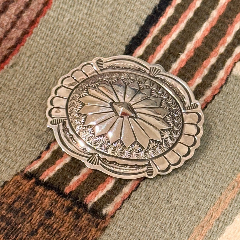 Classic Vintage Navajo dińestamped and Chased Sterling Silver Concho ...