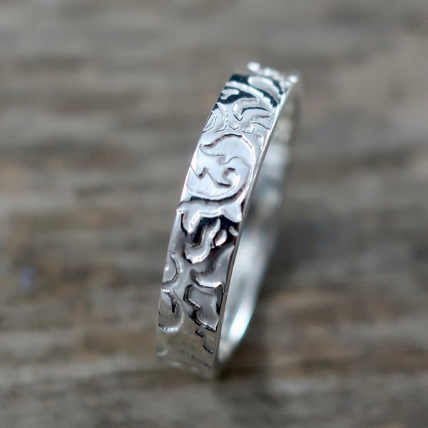 Floral Pattern Ring - Etsy