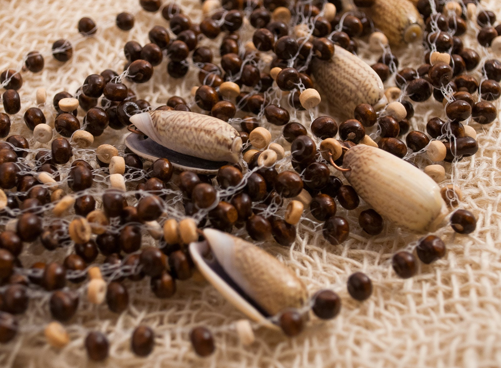 Wood Beads Necklace With Seashells Earrings Brown Beads Necklace ...