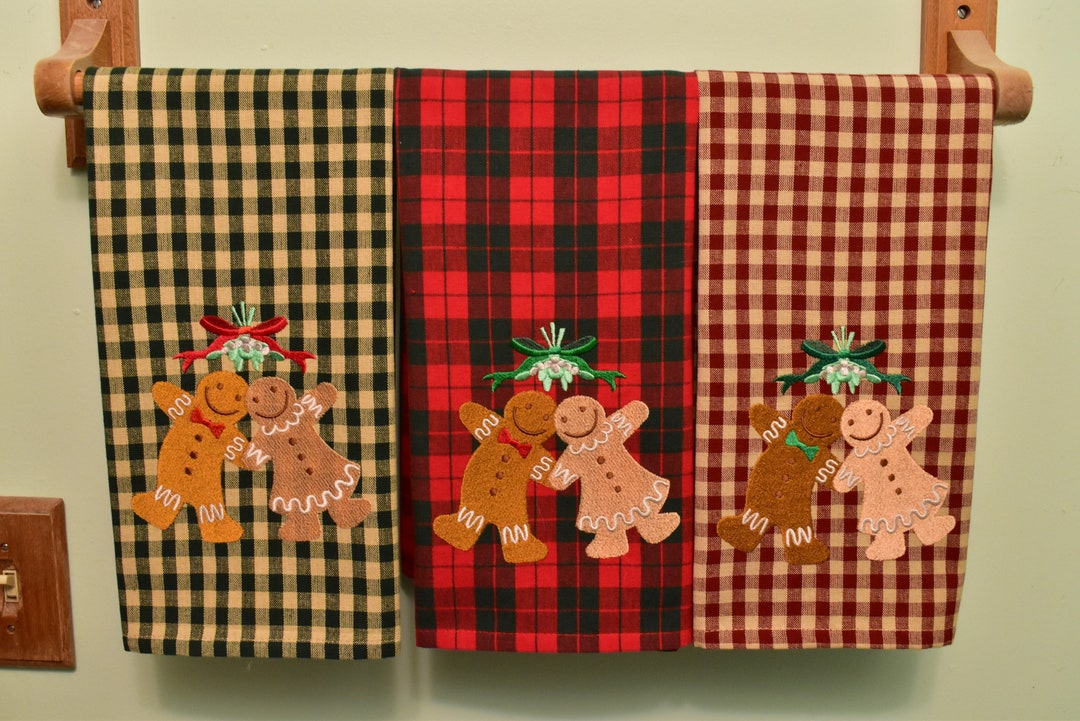 Gingerbread Sweethearts Plaid Kitchen Towels - Etsy