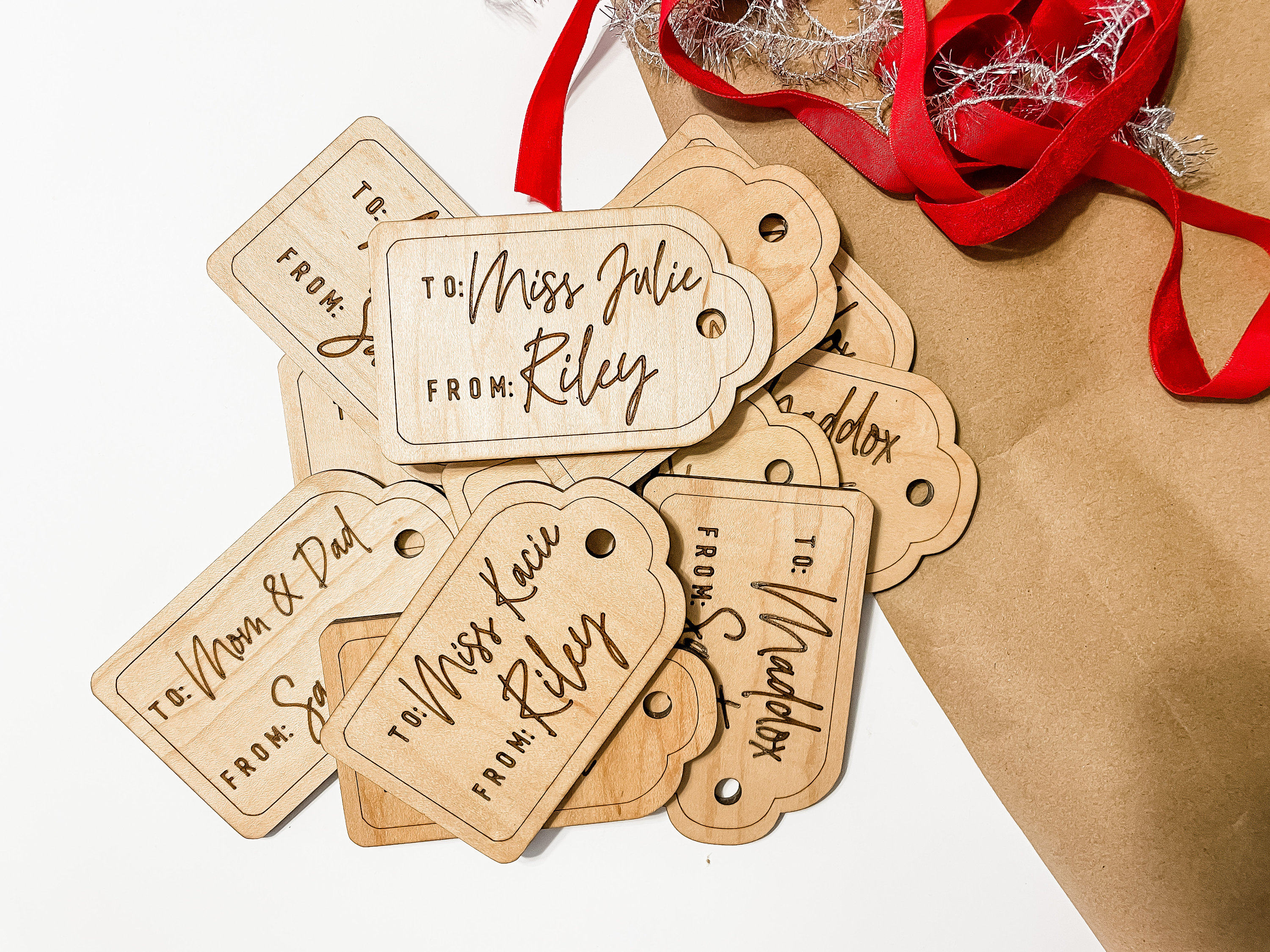 Personalized Wooden Gift Tag: Custom Family Basket Tag - Etsy