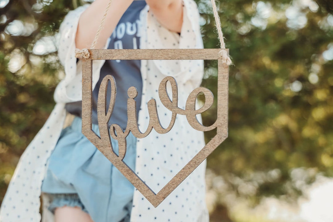 Wooden Birthday Number Sign: Photo Prop Age Banner - Etsy