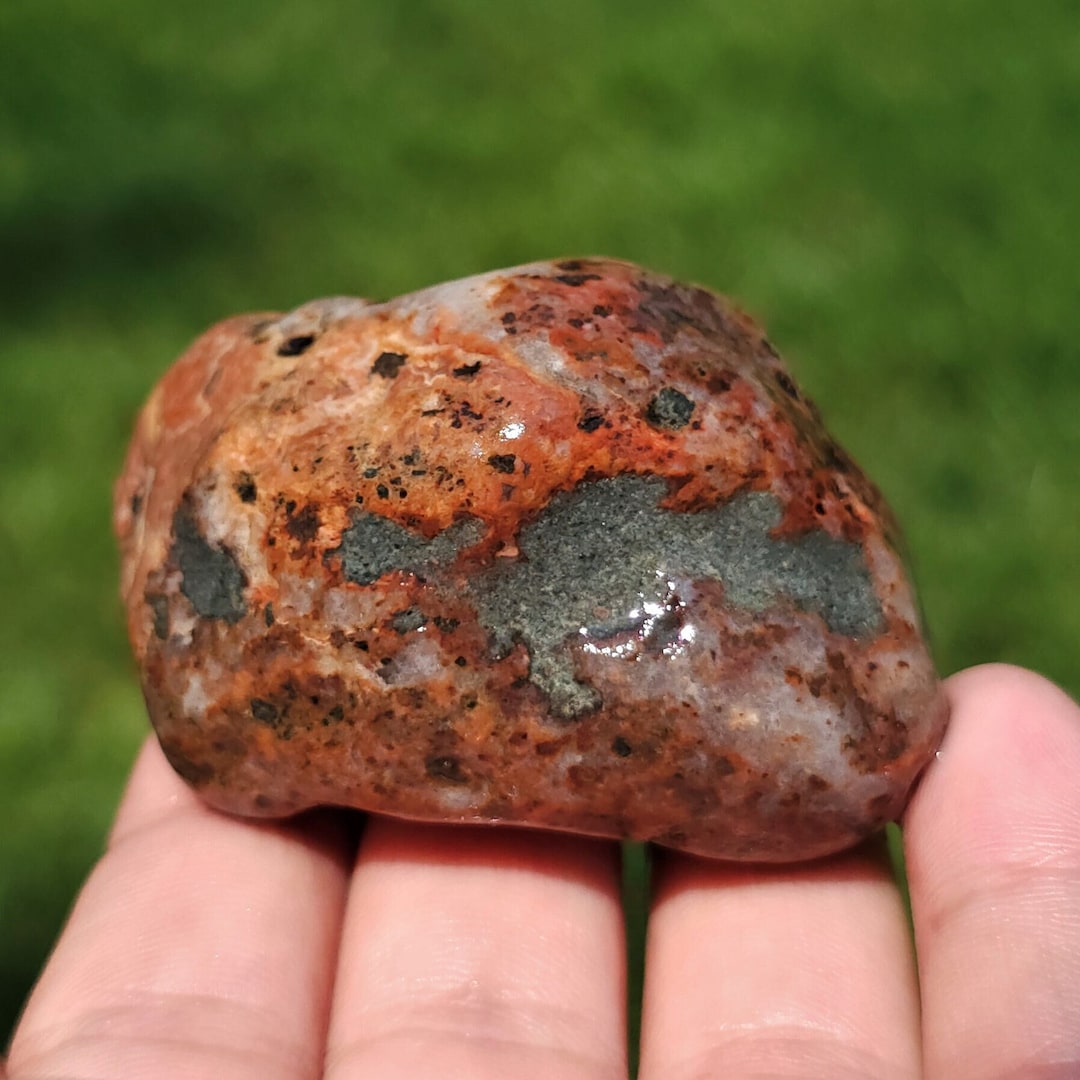 Serpentinized Peridotite Basalt, Agate Chalcedony, Rare Michigan Rock ...
