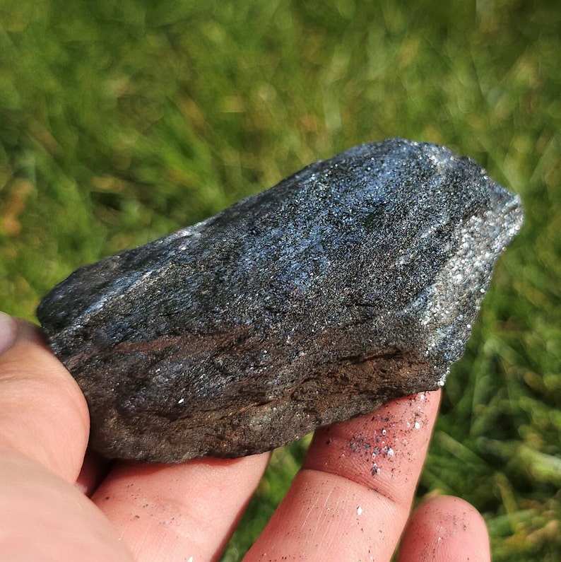 Specular Hematite, Specularite, Micaceous Hematite, Garnet, Magnetite ...