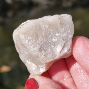 Medium Blocky Milky, Snow Quartz Crystal Mineral Amorphous Quartzite ...