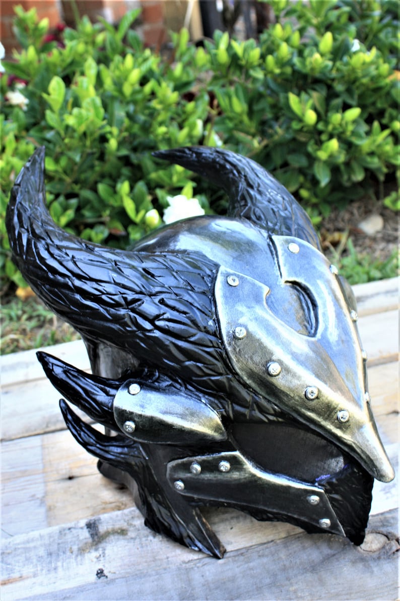 Skyrim Elder Scrolls Daedric helmet prop replica | Etsy Skyrim Elder Scrolls Daedric helmet prop replica | Etsy