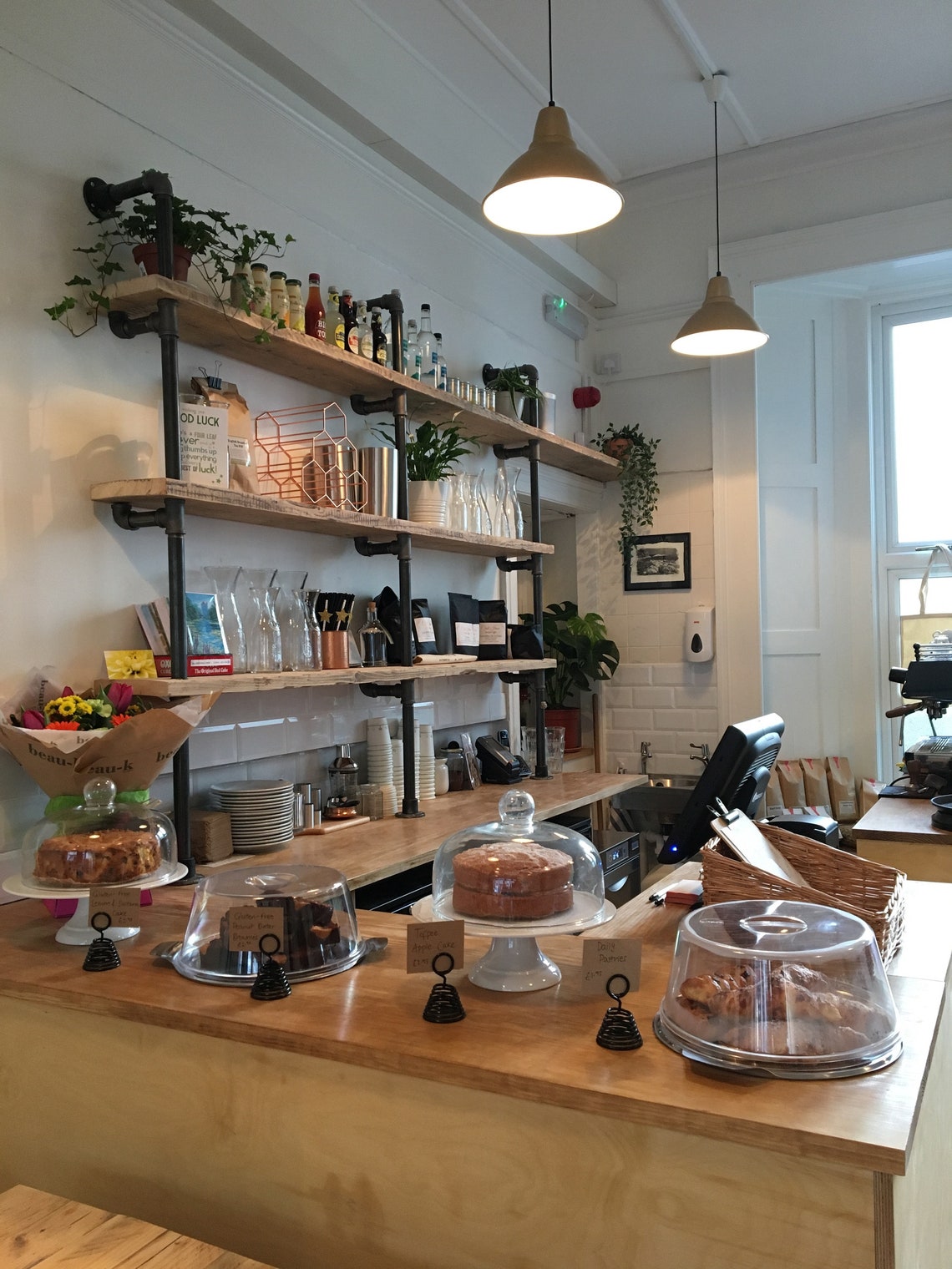 Scaffold Board and Gas Pipe Shelving - Etsy