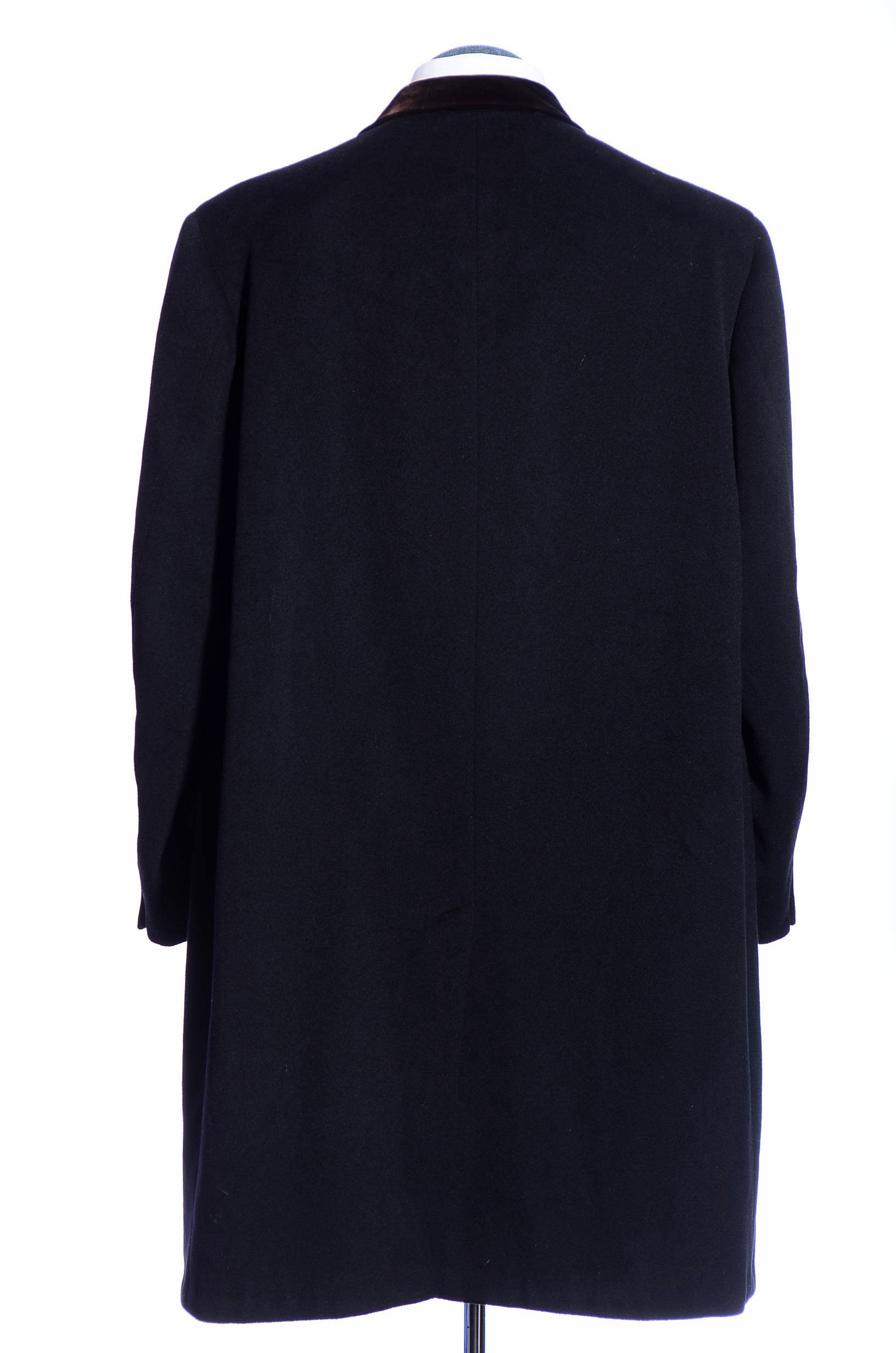 46R Vintage 60s Hughes Hatcher Suffrin Black Wool Velvet Collar Single ...
