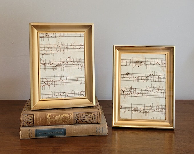 Vintage Pair of Gold Tone Metal 5x7 Photo Picture Frames With Gold ...