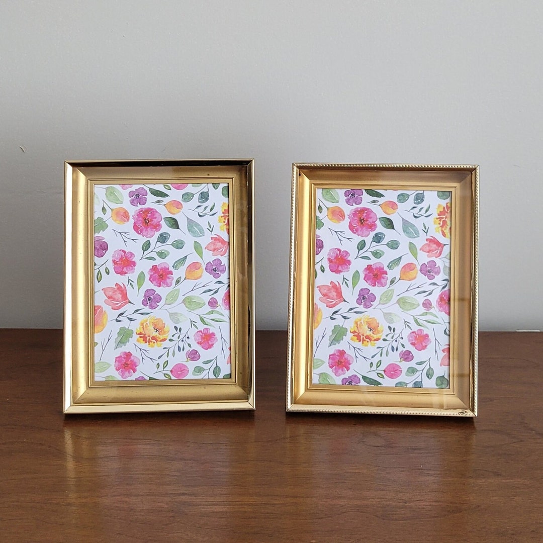 Vintage Pair of Gold Tone Metal 5x7 Photo Picture Frames With Gold ...