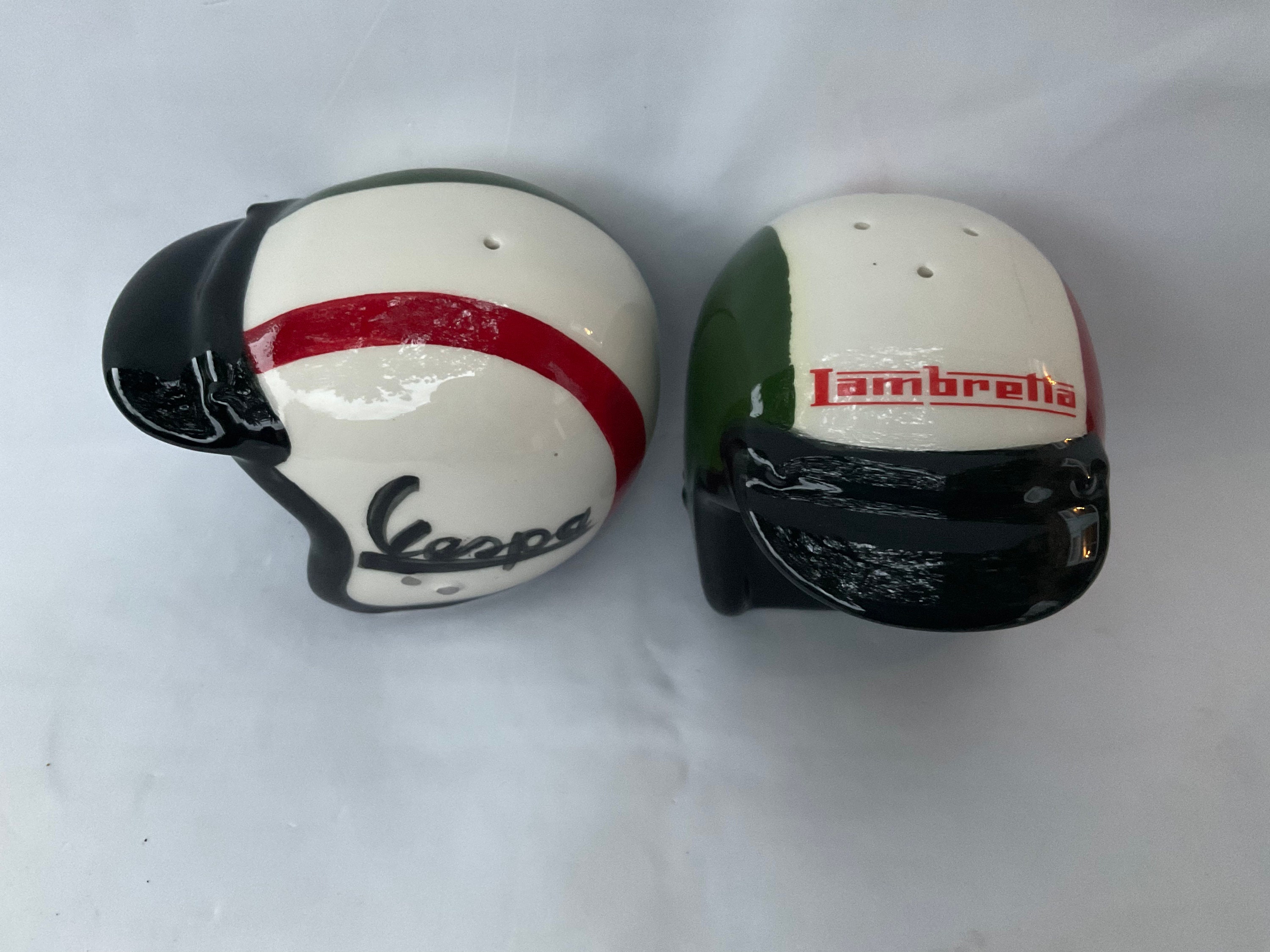 Mod/scooters/vespa/lambretta Style Crash Helmet Salt and Pepper Set ...