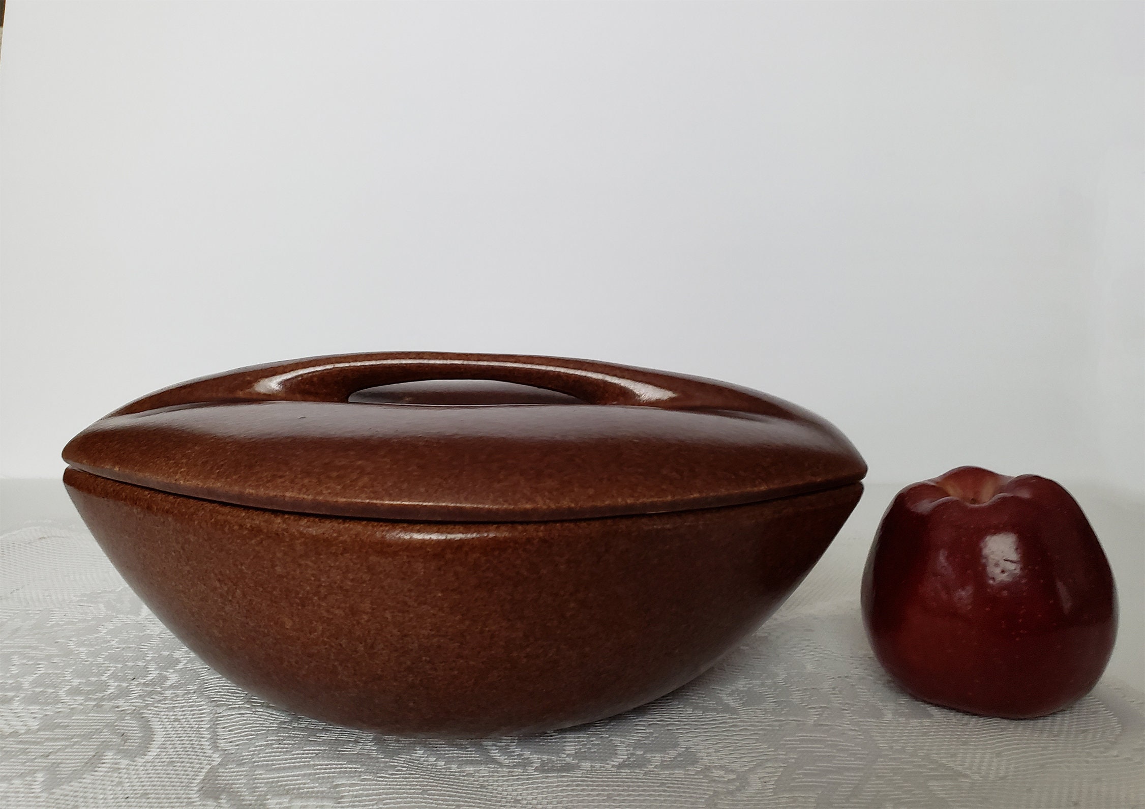 REDUCED Roseville Pottery 183 Raymor Brown 1 1/2 Qt Covered | Etsy