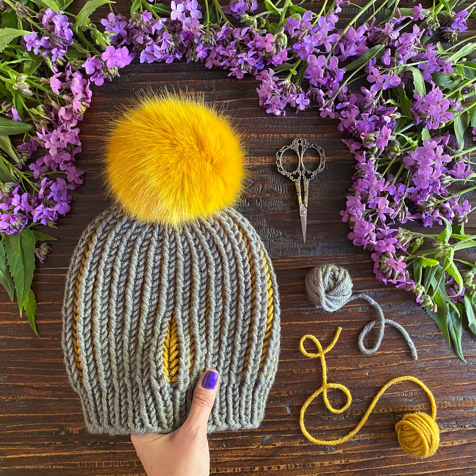 Beeline Beanie Knitting Pattern - Etsy