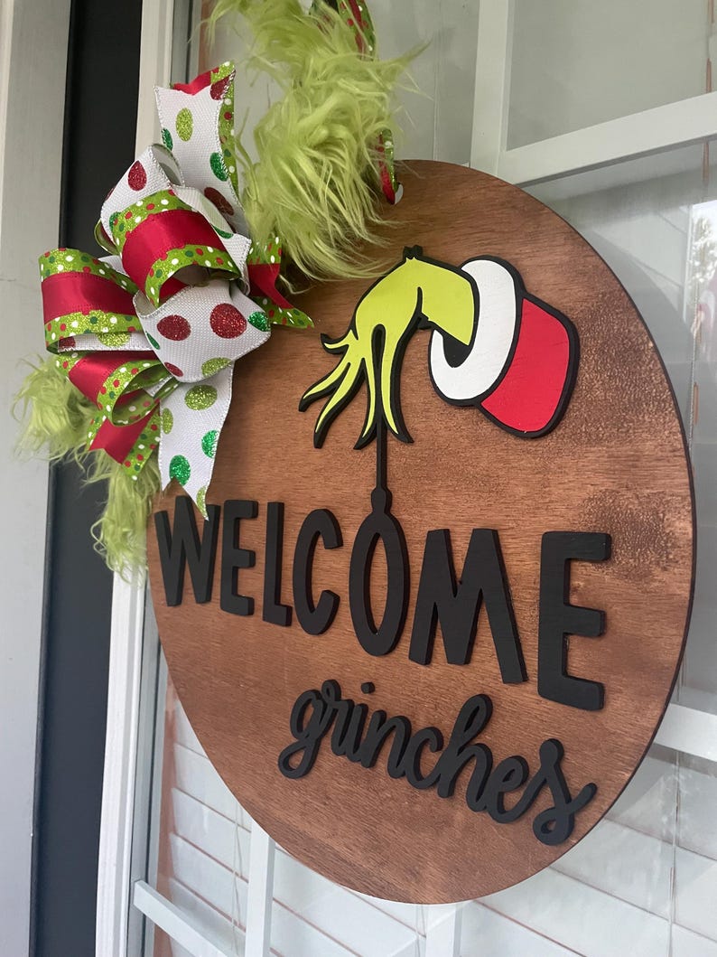 Welcome Grinches Door Hanger - Etsy