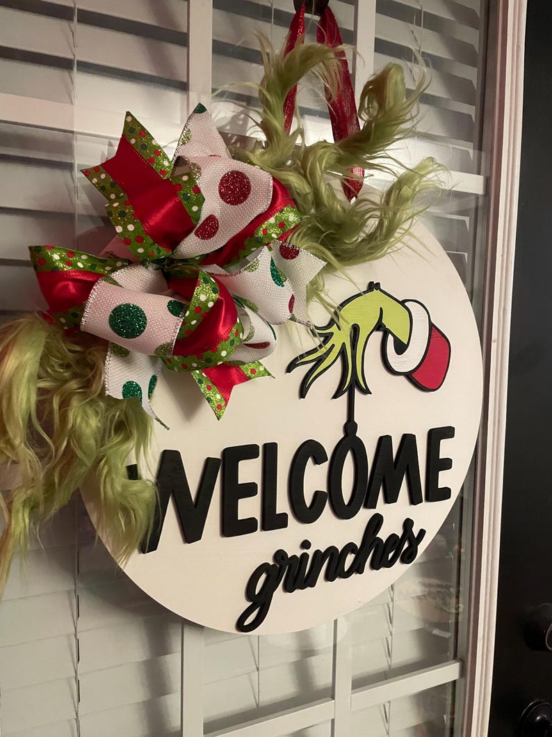 Welcome Grinches Door Hanger - Etsy