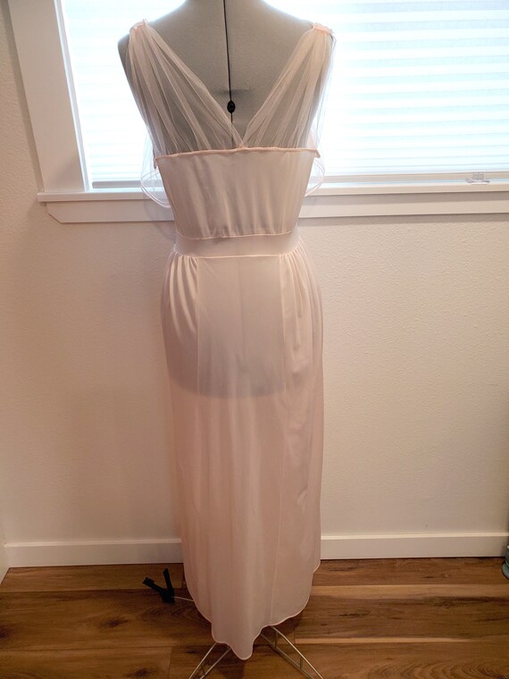 Vintage 1960s or 1970s sheer light pink nylon tricot … - Gem