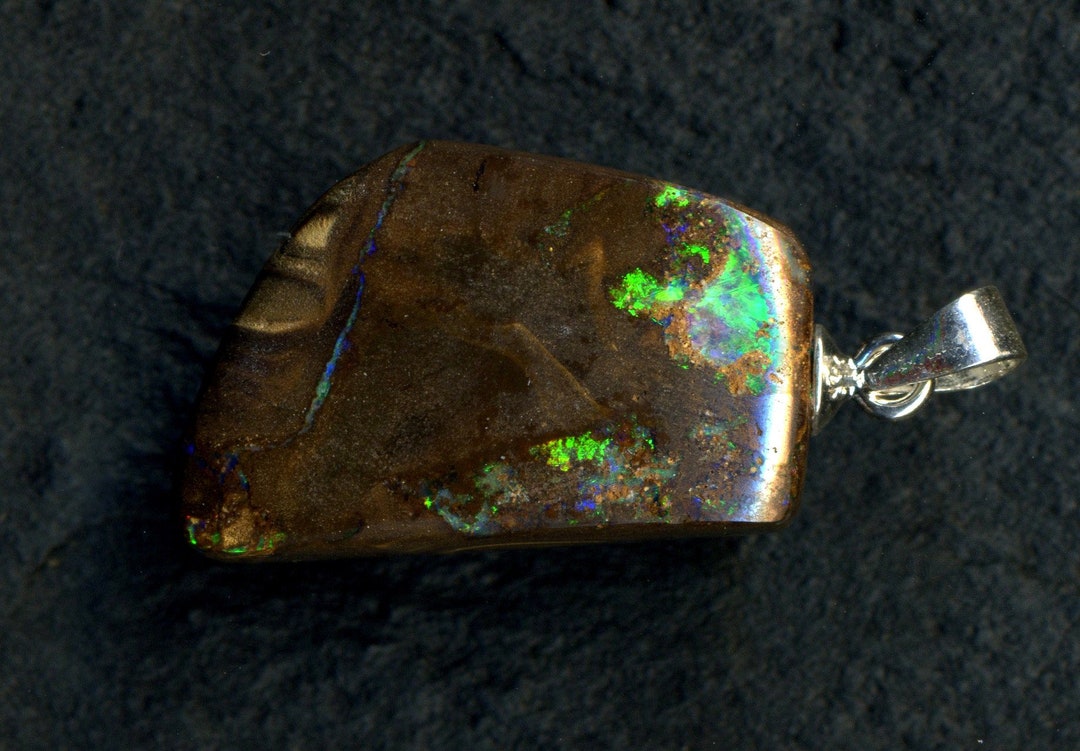 Boulder of Australia Opal Pendant (queensland) 22.90 Ct - Etsy