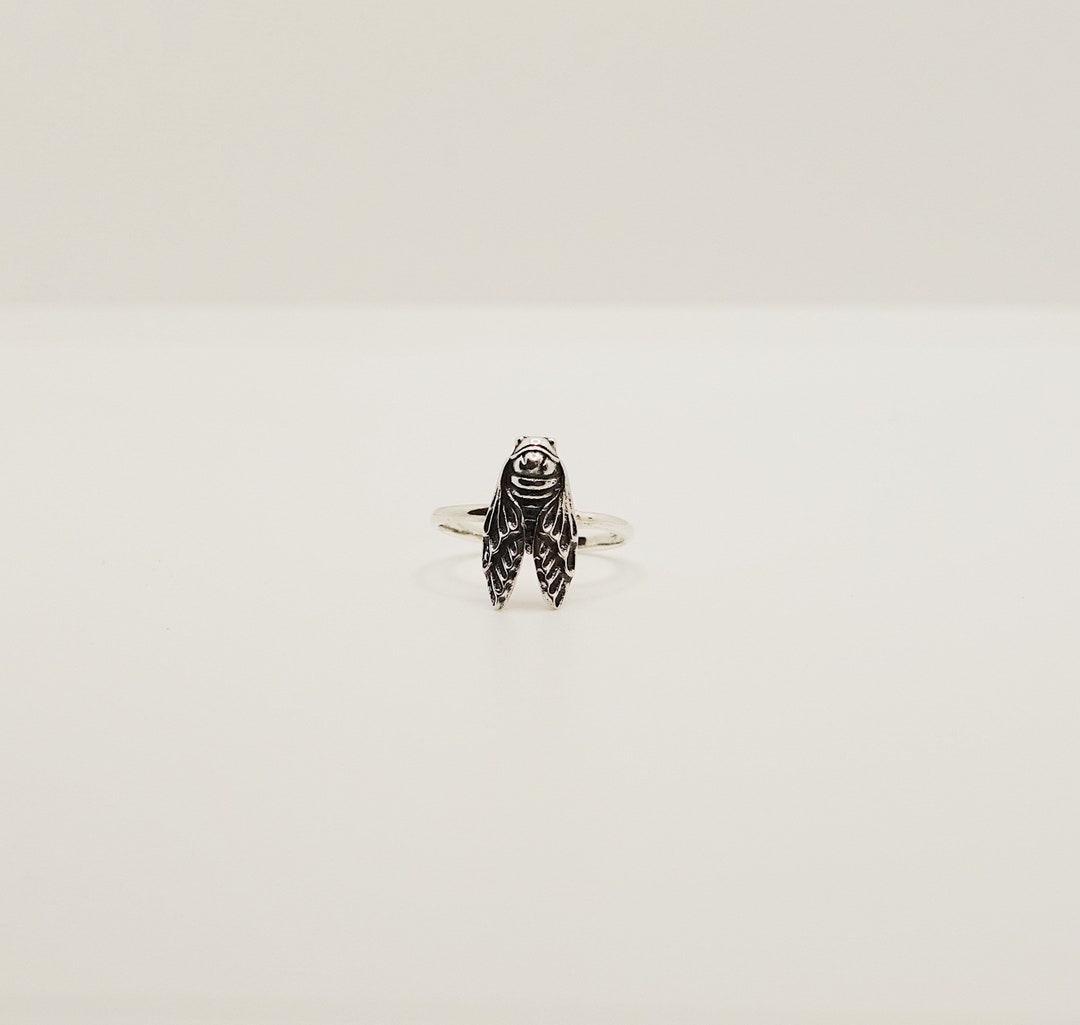 Sterling Silver Cicada Ring / Bug Ring / Minimalistic Jewelry / Edgy ...