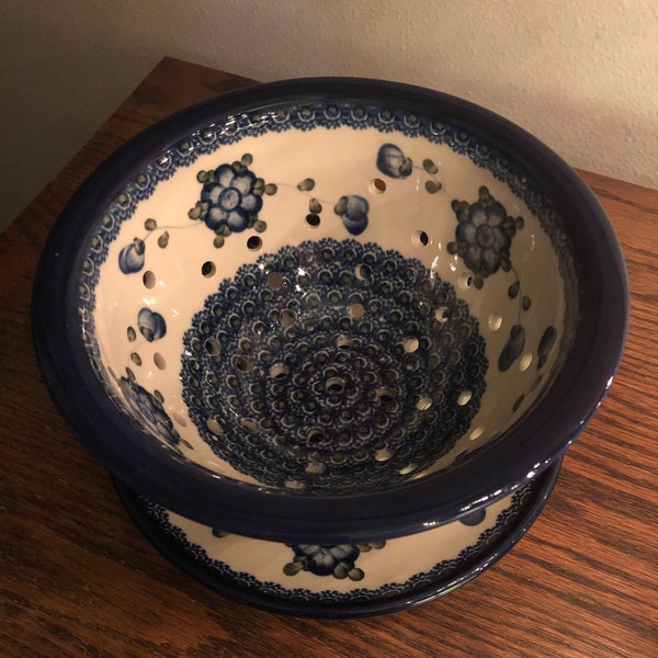 Pottery Colander - Etsy