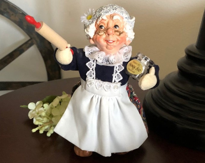 Simpich Elf Honey Doo Character Doll Handmade USA Rolling Pin and Honey ...