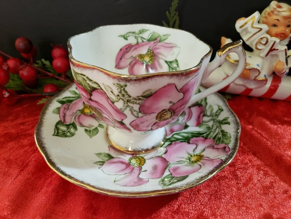 Queen Anne Magnolia Teacup & Saucer / Large Pink Magnolia - Etsy
