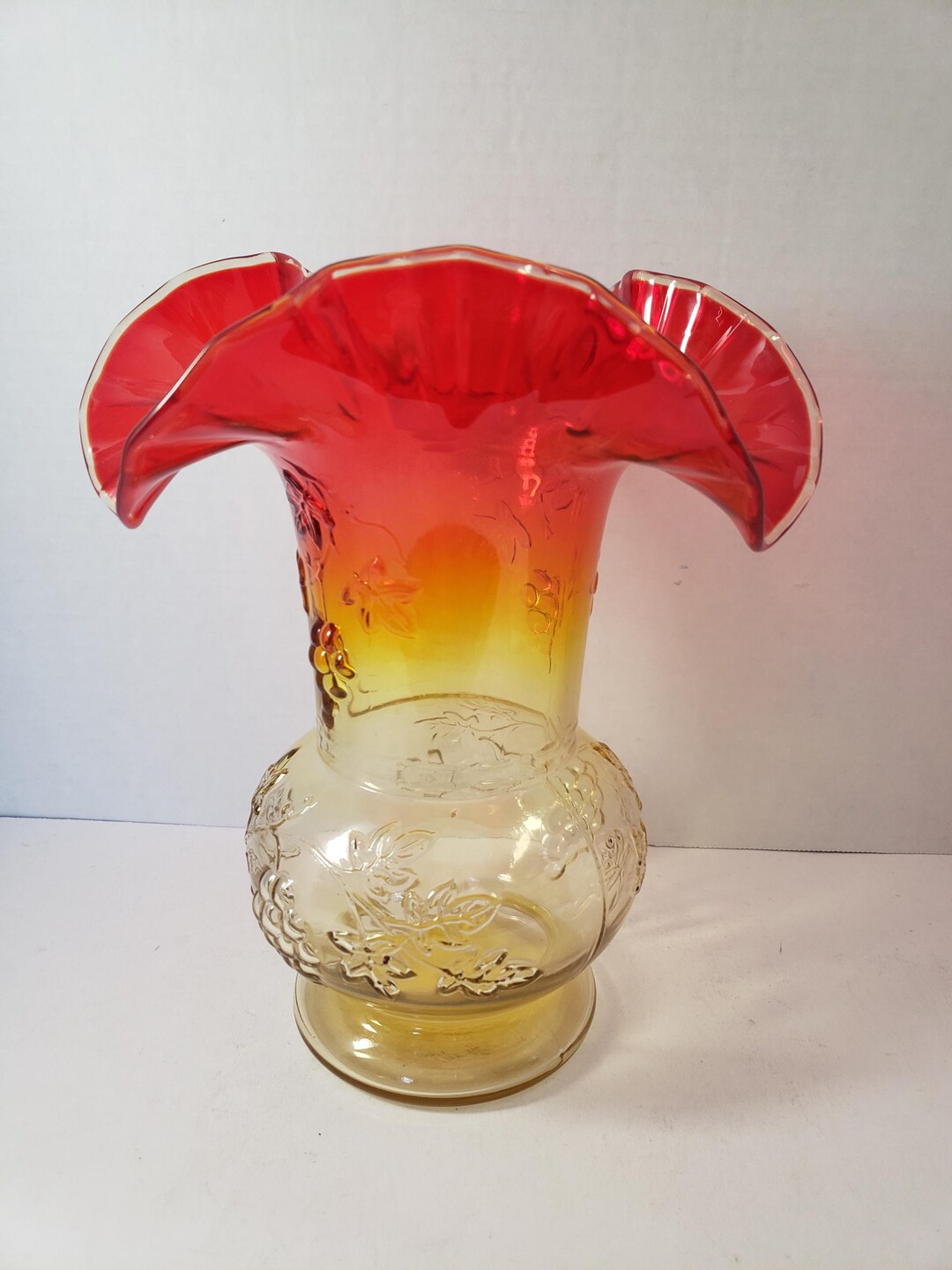 Kanawha Amberina Vase, Ruffle Top, Nice Mother's Day Gift - Etsy
