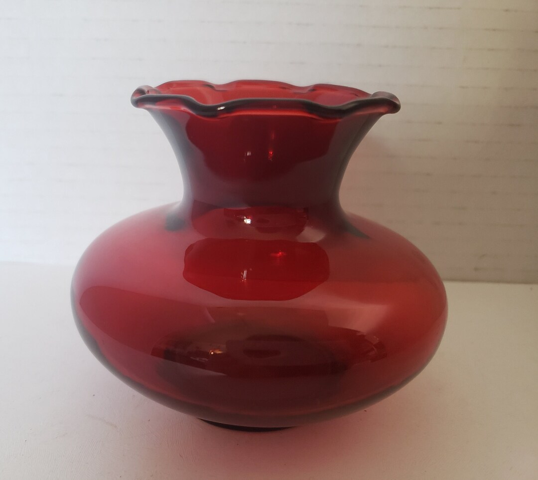 Ruby Red Imperial Glass Ruffled Top Small 4 Vase, Christmas Red Vase - Etsy