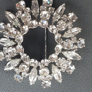 SHERMAN Large Clear Wreath Style Brooch, Signed Sherman - Etsy