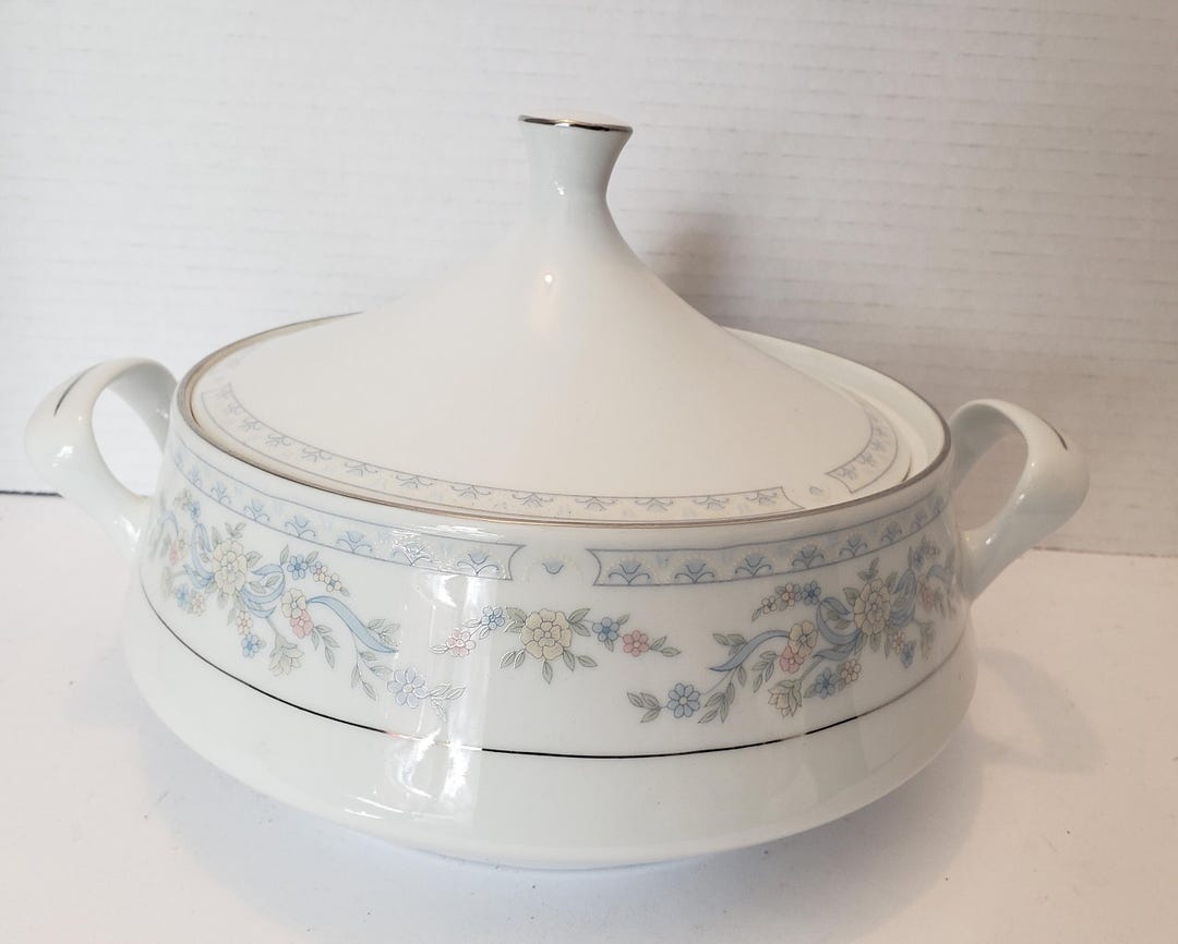 1980's Somerset by Excel Porcelain Casserole Dish, Lidded Serving Bowl ...