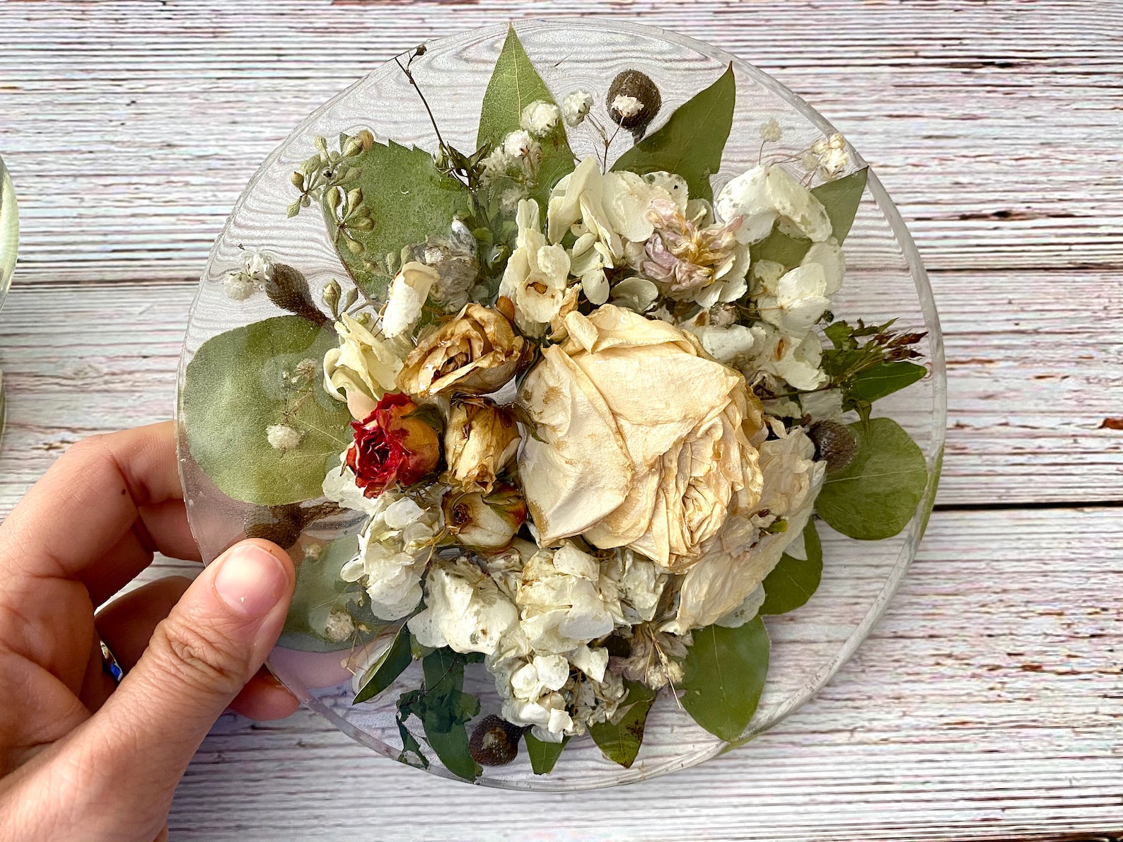 Wedding Flower Preservation Resin Art Round Shape Keepsake | Etsy