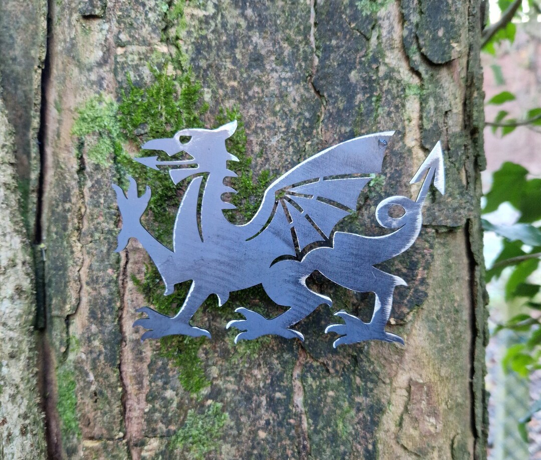 Welsh Dragon Garden Art - Welsh Dragon Flag - Wales Flag - Cymru ...